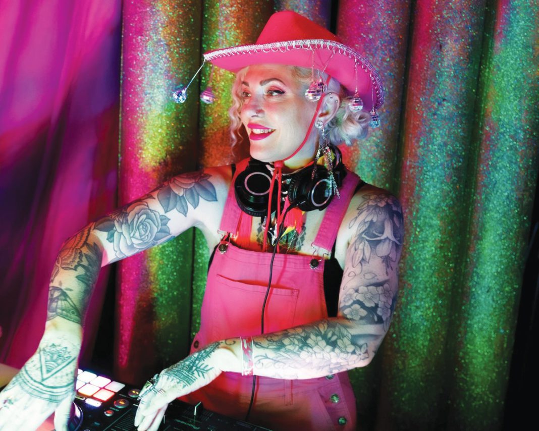 Tyger Tyger: Party DJ Colleen Teitgen | Bohemian | Sonoma & Napa Counties